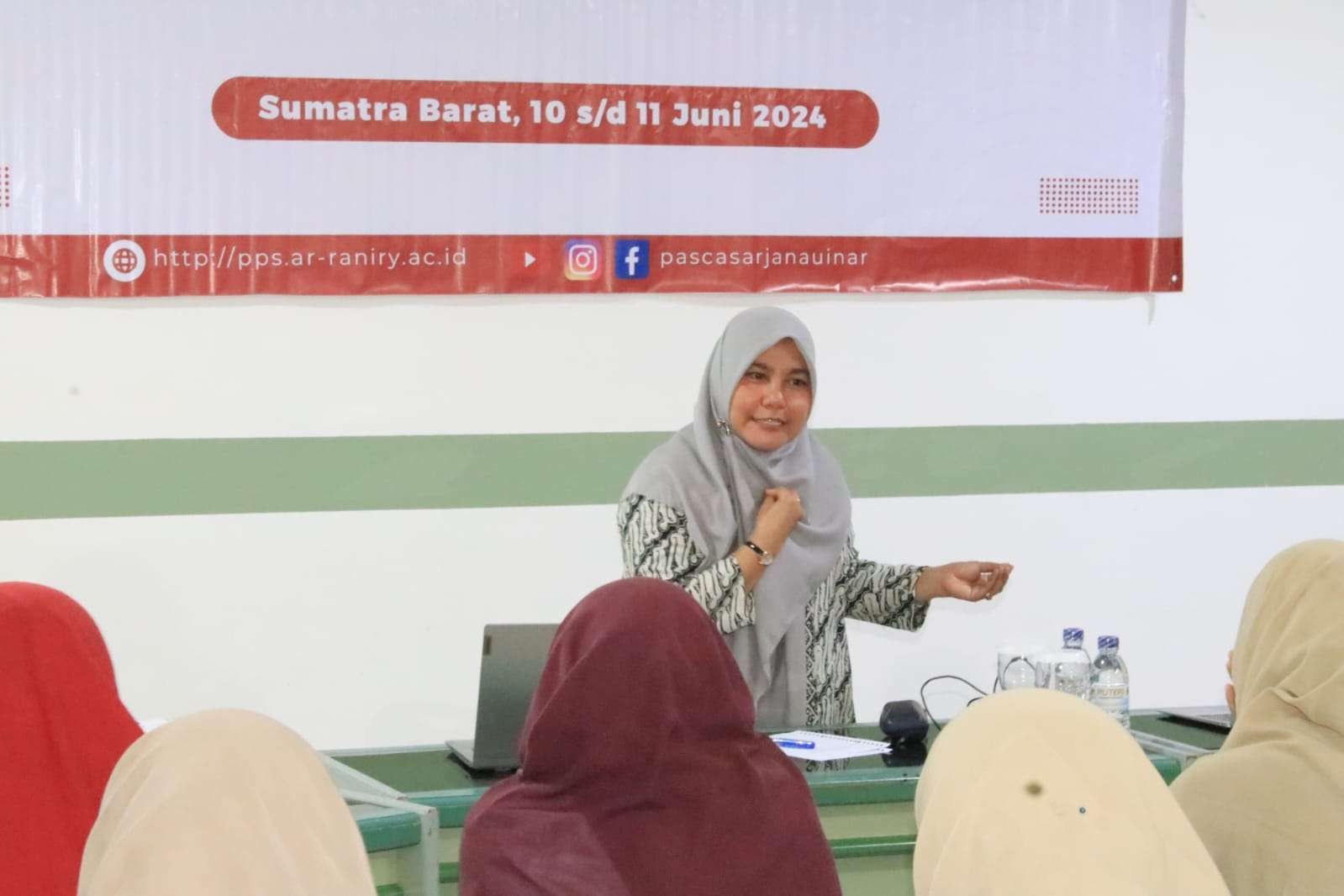 Kaprodi S2 KPI UIN Ar-Raniry Banda Aceh Bahas Komunikasi Nonverbal pada Pendidikan Anak Usia Dini di